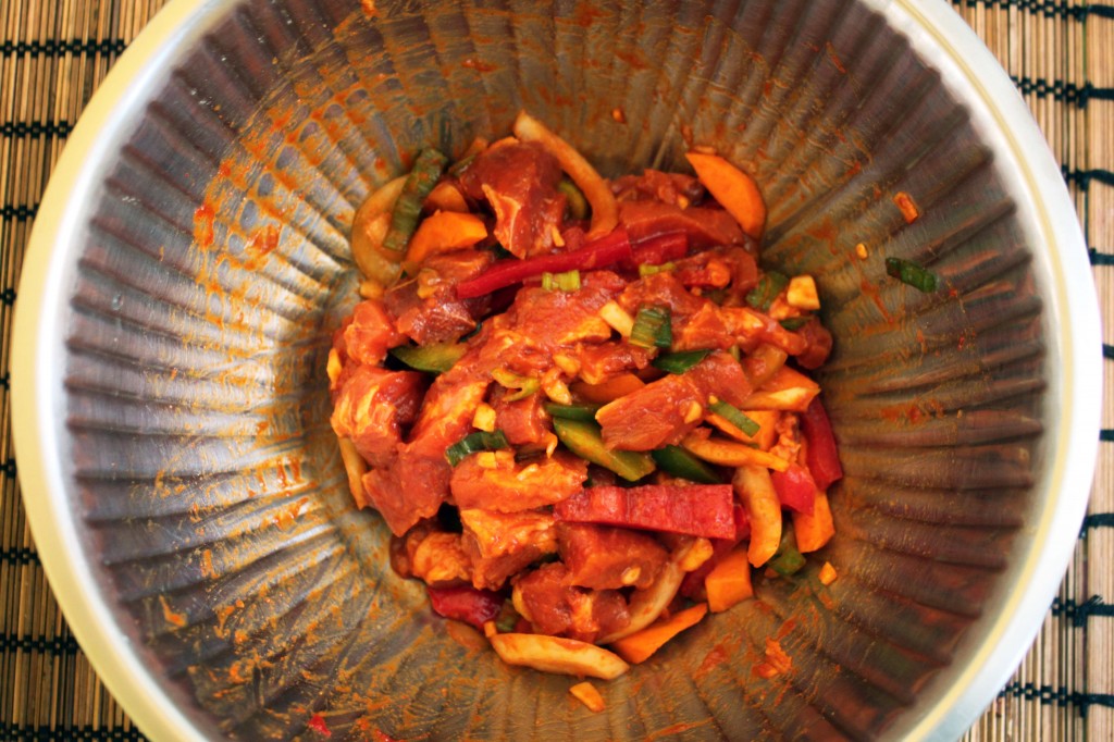 Cuisine coréenne, le Jaeyuk Bokkeum (제육볶음) | Kimshii